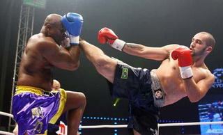 Glaube Feitosa （グラウベ・フェイトーザ）: 海の向こう側 ブラジル移住編